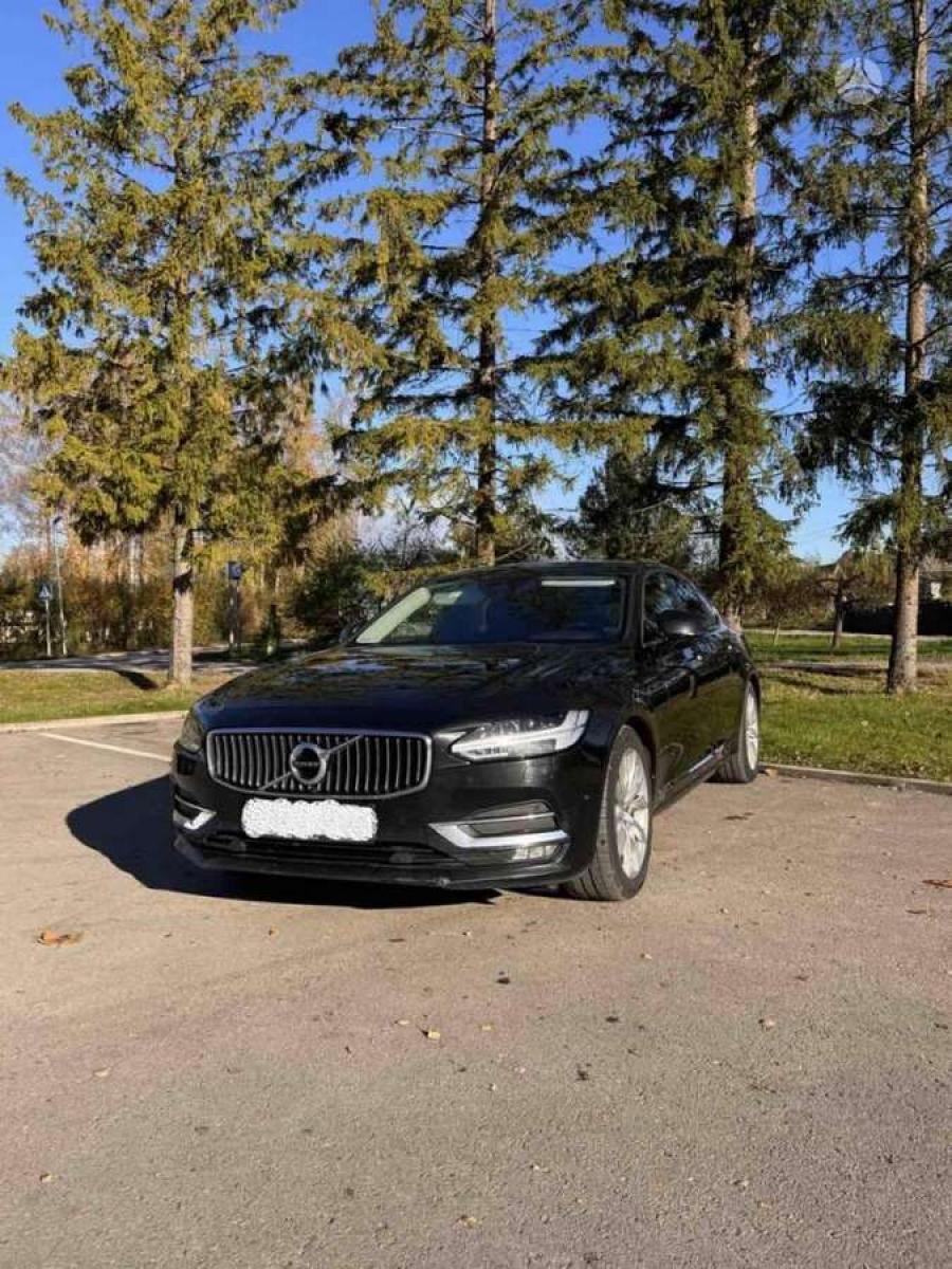 Melns Volvo S90 2017 Plungė, ar dzinēja tilpumu 1.97 L un nobraukumu 293 tūkst. km par 15500 €, foto 1 vietnē AUTOMOTO.COM.LV