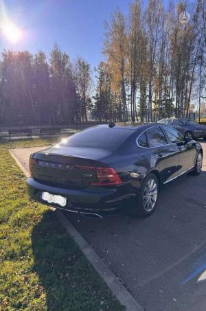 Melns Volvo S90 2017 Plungė, ar dzinēja tilpumu 1.97 L un nobraukumu 293 tūkst. km par 15500 €, foto 3 vietnē AUTOMOTO.COM.LV