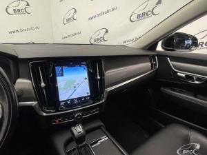 Black Volvo S90 2017 in Vilnius, with an engine capacity of 1.97 L and mileage of 168 thousand km for 16250 €, photo 28 on AUTOMOTO.COM.LV