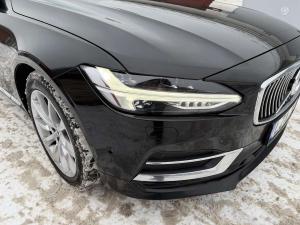 Black Volvo S90 2017 in Kaunas, with an engine capacity of 2.01 L and mileage of 302 thousand km for 12900 €, photo 9 on AUTOMOTO.COM.LV