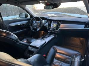 Black Volvo S90 2017 in Tallinn, with an engine capacity of 2.00 L and mileage of 199 thousand km for 19900 €, photo 6 on AUTOMOTO.COM.LV