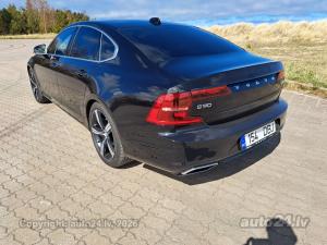 Melns Volvo S90 2017 Kerdla, ar dzinēja tilpumu 2.00 L un nobraukumu 71 tūkst. km par 25000 €, foto  vietnē AUTOMOTO.COM.LV