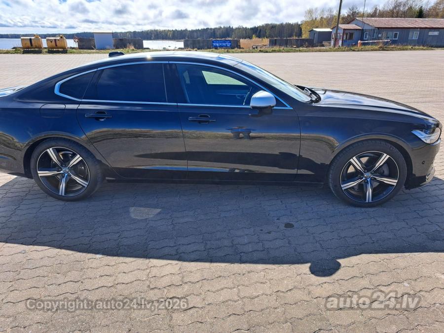 Melns Volvo S90 2017 Kerdla, ar dzinēja tilpumu 2.00 L un nobraukumu 71 tūkst. km par 25000 €, foto 7 vietnē AUTOMOTO.COM.LV