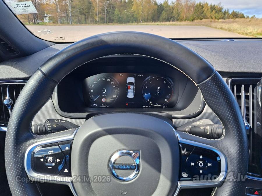 Melns Volvo S90 2017 Kerdla, ar dzinēja tilpumu 2.00 L un nobraukumu 71 tūkst. km par 25000 €, foto 12 vietnē AUTOMOTO.COM.LV