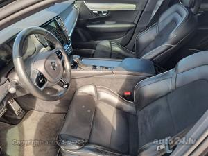 Melns Volvo S90 2017 Kerdla, ar dzinēja tilpumu 2.00 L un nobraukumu 71 tūkst. km par 25000 €, foto 13 vietnē AUTOMOTO.COM.LV