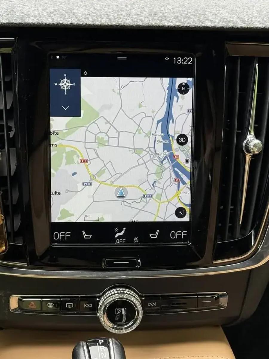 Melns Volvo S90 2017 Rīga, ar dzinēja tilpumu 2.00 L un nobraukumu 193 tūkst. km par 17800 €, foto 13 vietnē AUTOMOTO.COM.LV