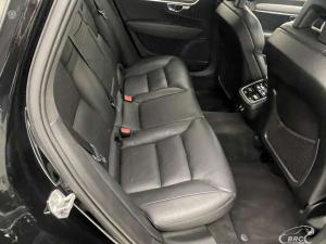 Black Volvo S90 2017 in Vilnius, with an engine capacity of 1.97 L and mileage of 168 thousand km for 14400 €, photo 12 on AUTOMOTO.COM.LV