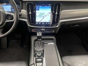 Black Volvo S90 2017 in Vilnius, with an engine capacity of 1.97 L and mileage of 168 thousand km for 14400 €, photo 17 on AUTOMOTO.COM.LV