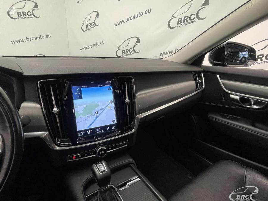 Black Volvo S90 2017 in Vilnius, with an engine capacity of 1.97 L and mileage of 168 thousand km for 14400 €, photo 29 on AUTOMOTO.COM.LV
