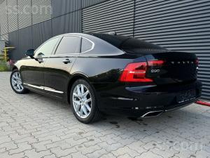 Melns Volvo S90 2018 Rīga, ar dzinēja tilpumu 2.00 L un nobraukumu 171 tūkst. km par 17990 €, foto 4 vietnē AUTOMOTO.COM.LV