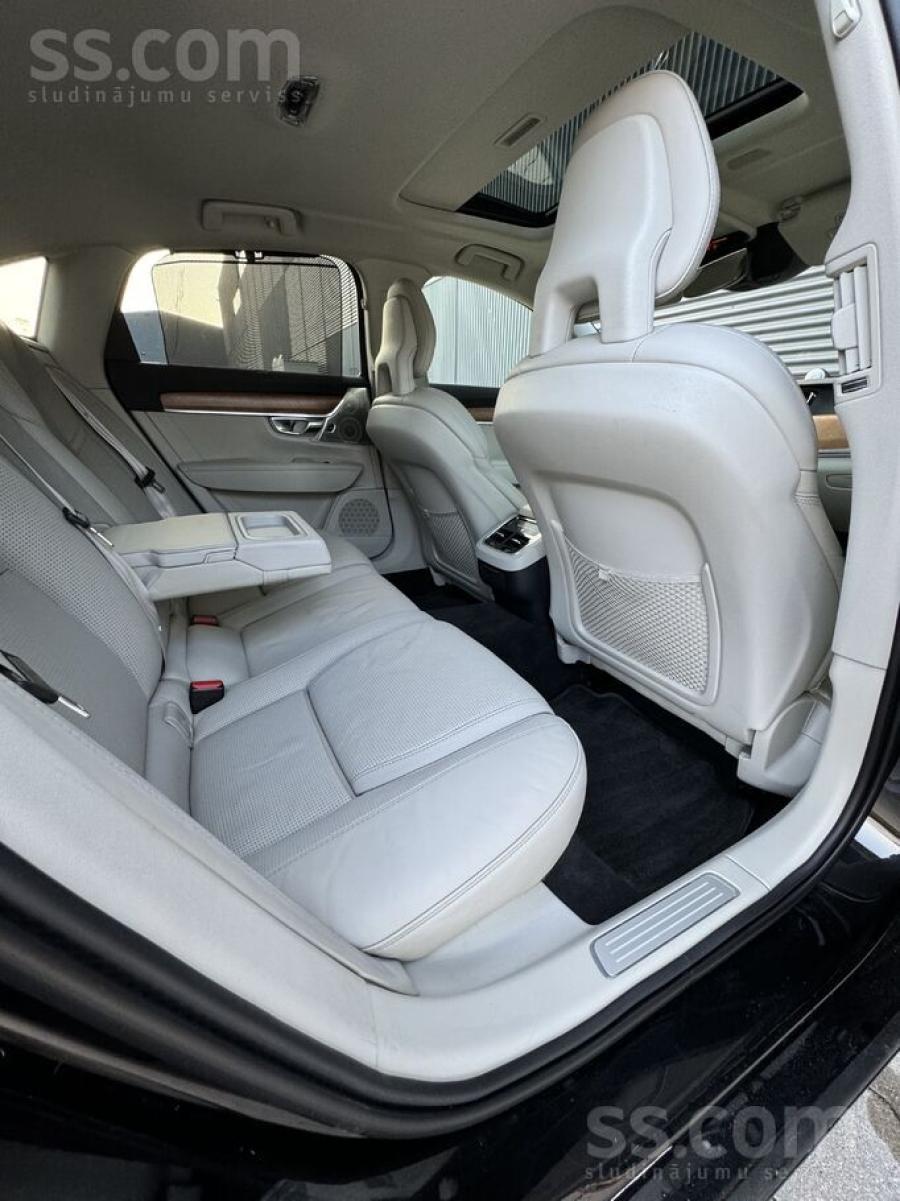 Melns Volvo S90 2018 Rīga, ar dzinēja tilpumu 2.00 L un nobraukumu 171 tūkst. km par 17990 €, foto 14 vietnē AUTOMOTO.COM.LV