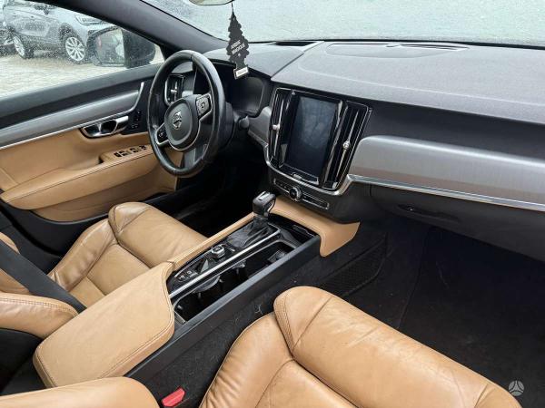 Melns Volvo S90 2018 Kauņa, ar dzinēja tilpumu 1.97 L un nobraukumu 254 tūkst. km par 10300 €, foto 5 vietnē AUTOMOTO.COM.LV