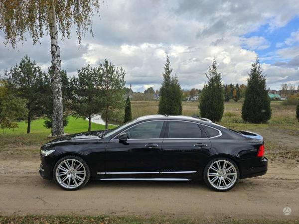 Black Volvo S90 2018 in Vilnius, with an engine capacity of 2.00 L and mileage of 170 thousand km for 26200 €, photo 6 on AUTOMOTO.COM.LV
