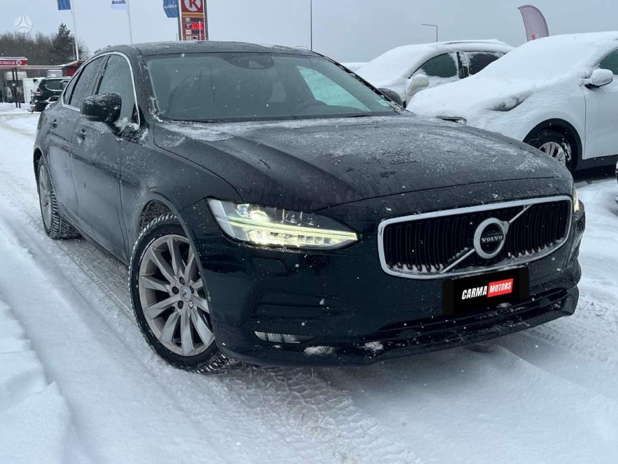 Black Volvo S90 2018 in Vilnius, with an engine capacity of 1.97 L and mileage of 225 thousand km for 15790 €, photo 1 on AUTOMOTO.COM.LV