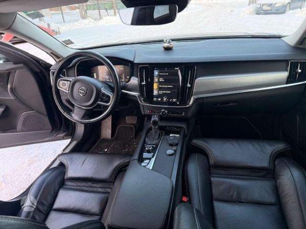 Melns Volvo S90 2018 Tauragė, ar dzinēja tilpumu 1.97 L un nobraukumu 142 tūkst. km par 16990 €, foto 10 vietnē AUTOMOTO.COM.LV
