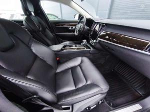 Black Volvo S90 2018 in Klaipeda, with an engine capacity of 2.00 L and mileage of 52 thousand km for 21500 €, photo 9 on AUTOMOTO.COM.LV