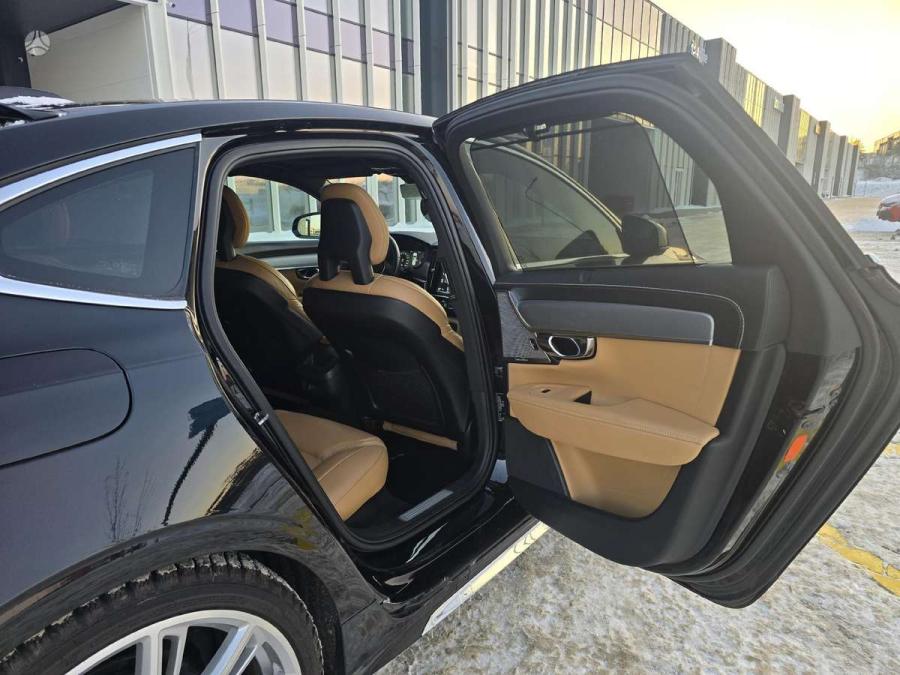Melns Volvo S90 2018 Viļņa, ar dzinēja tilpumu 2.00 L un nobraukumu 175 tūkst. km par 25950 €, foto 12 vietnē AUTOMOTO.COM.LV