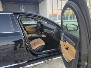 Melns Volvo S90 2018 Viļņa, ar dzinēja tilpumu 2.00 L un nobraukumu 175 tūkst. km par 25950 €, foto 14 vietnē AUTOMOTO.COM.LV