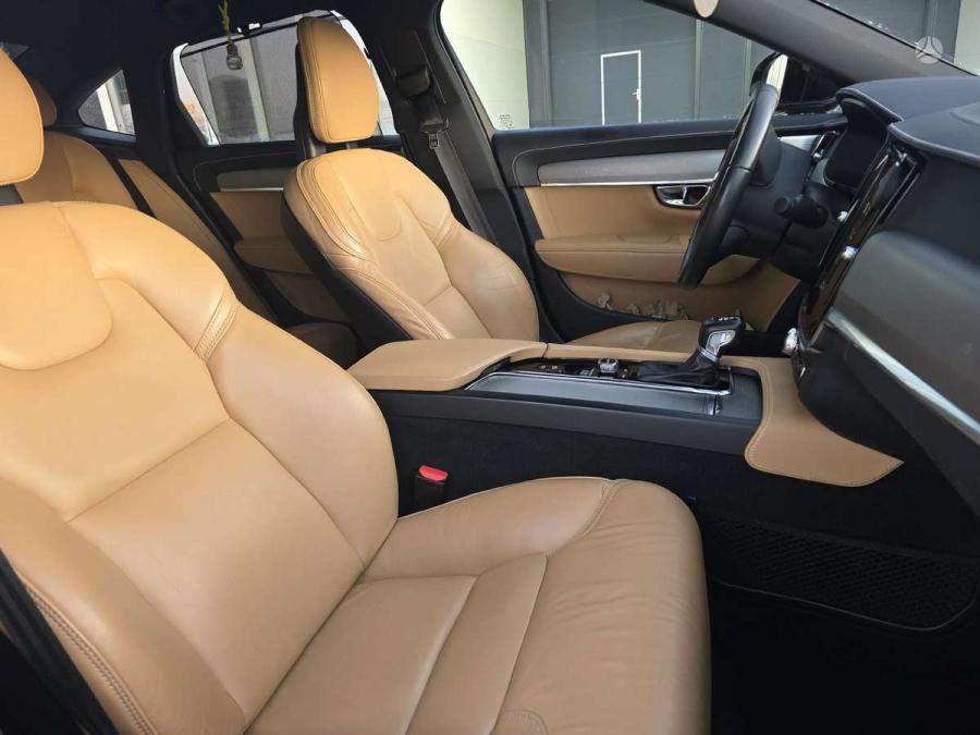 Melns Volvo S90 2018 Viļņa, ar dzinēja tilpumu 2.00 L un nobraukumu 175 tūkst. km par 25950 €, foto 15 vietnē AUTOMOTO.COM.LV