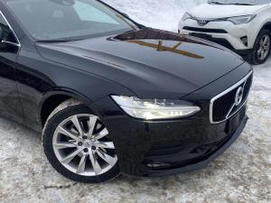 Black Volvo S90 2018 in Vilnius, with an engine capacity of 1.97 L and mileage of 224 thousand km for 14400 €, photo 7 on AUTOMOTO.COM.LV