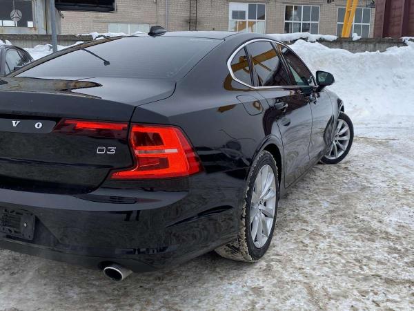 Melns Volvo S90 2018 Viļņa, ar dzinēja tilpumu 1.97 L un nobraukumu 224 tūkst. km par 14400 €, foto 10 vietnē AUTOMOTO.COM.LV