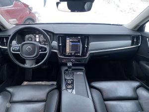 Black Volvo S90 2018 in Vilnius, with an engine capacity of 1.97 L and mileage of 224 thousand km for 14400 €, photo 18 on AUTOMOTO.COM.LV