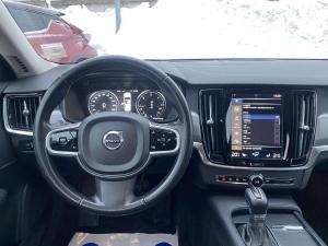 Black Volvo S90 2018 in Vilnius, with an engine capacity of 1.97 L and mileage of 224 thousand km for 14400 €, photo 19 on AUTOMOTO.COM.LV