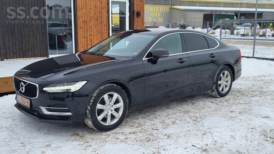 Black Volvo S90 2018 in Riga, with an engine capacity of 2.00 L and mileage of 163 thousand km for 18900 €, photo 3 on AUTOMOTO.COM.LV
