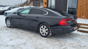 Black Volvo S90 2018 in Riga, with an engine capacity of 2.00 L and mileage of 163 thousand km for 18900 €, photo 17 on AUTOMOTO.COM.LV
