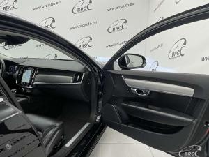 Black Volvo S90 2018 in Vilnius, with an engine capacity of 1.97 L and mileage of 294 thousand km for 14400 €, photo 9 on AUTOMOTO.COM.LV