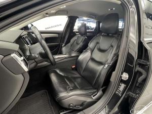 Black Volvo S90 2018 in Vilnius, with an engine capacity of 1.97 L and mileage of 294 thousand km for 14400 €, photo 22 on AUTOMOTO.COM.LV