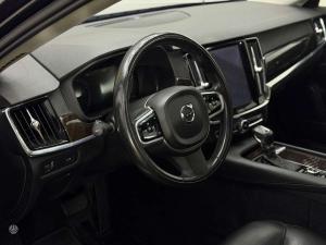 Melns Volvo S90 2018 Viļņa, ar dzinēja tilpumu 1.97 L un nobraukumu 190 tūkst. km par 16490 €, foto 9 vietnē AUTOMOTO.COM.LV