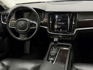 Melns Volvo S90 2018 Viļņa, ar dzinēja tilpumu 1.97 L un nobraukumu 190 tūkst. km par 16490 €, foto 17 vietnē AUTOMOTO.COM.LV