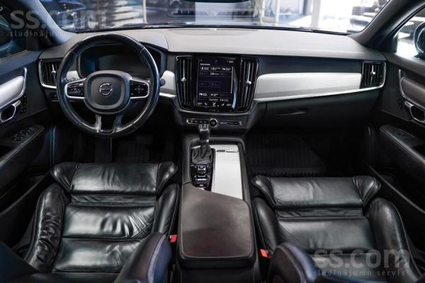 Black Volvo S90 2018 in Tallinn, with an engine capacity of 0.00 L and mileage of 124 thousand km for 23900 €, photo 9 on AUTOMOTO.COM.LV