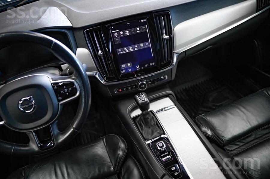 Melns Volvo S90 2018 Tallina, ar dzinēja tilpumu 0.00 L un nobraukumu 124 tūkst. km par 23900 €, foto 12 vietnē AUTOMOTO.COM.LV