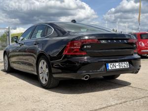 Black Volvo S90 2018 in Riga, with an engine capacity of 2.00 L and mileage of 206 thousand km for 17900 €, photo 22 on AUTOMOTO.COM.LV