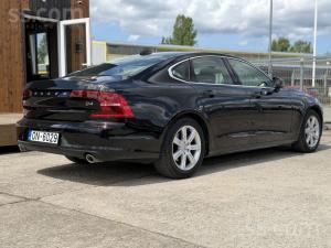 Black Volvo S90 2018 in Riga, with an engine capacity of 2.00 L and mileage of 206 thousand km for 17900 €, photo 24 on AUTOMOTO.COM.LV