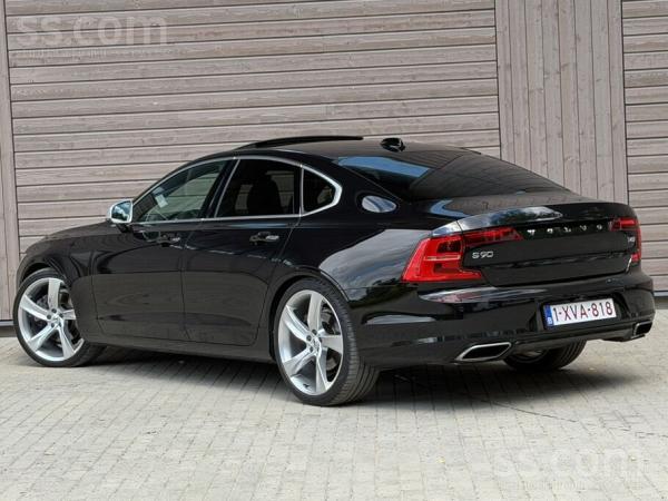 Melns Volvo S90 2018 Jelgava, ar dzinēja tilpumu 2.00 L un nobraukumu 189 tūkst. km par 23900 €, foto 6 vietnē AUTOMOTO.COM.LV