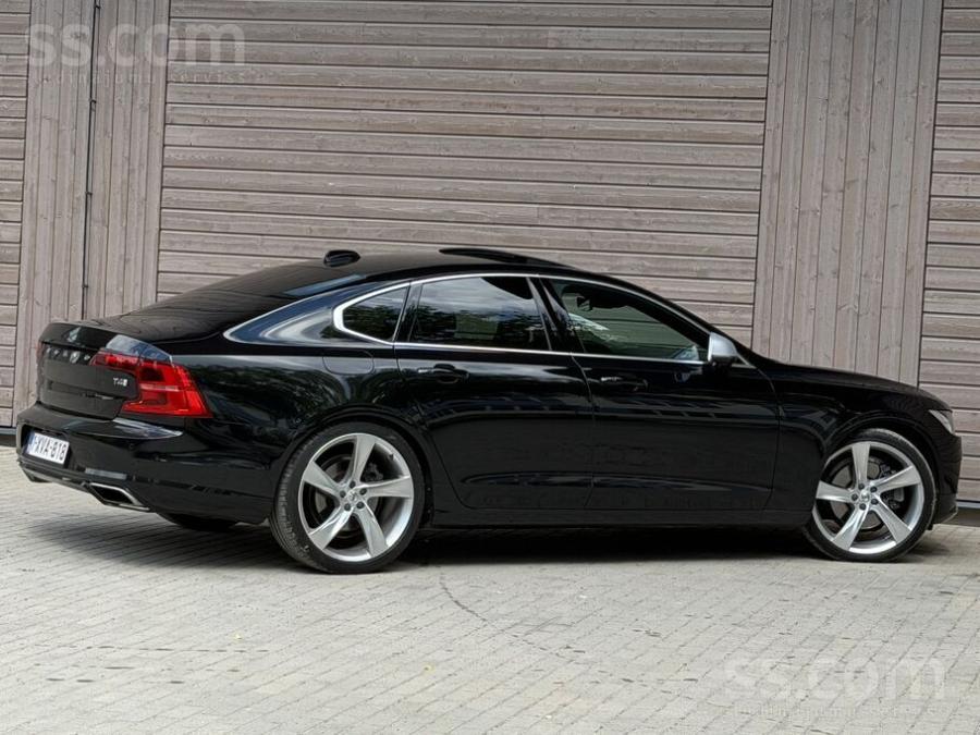 Melns Volvo S90 2018 Jelgava, ar dzinēja tilpumu 2.00 L un nobraukumu 189 tūkst. km par 23900 €, foto 12 vietnē AUTOMOTO.COM.LV