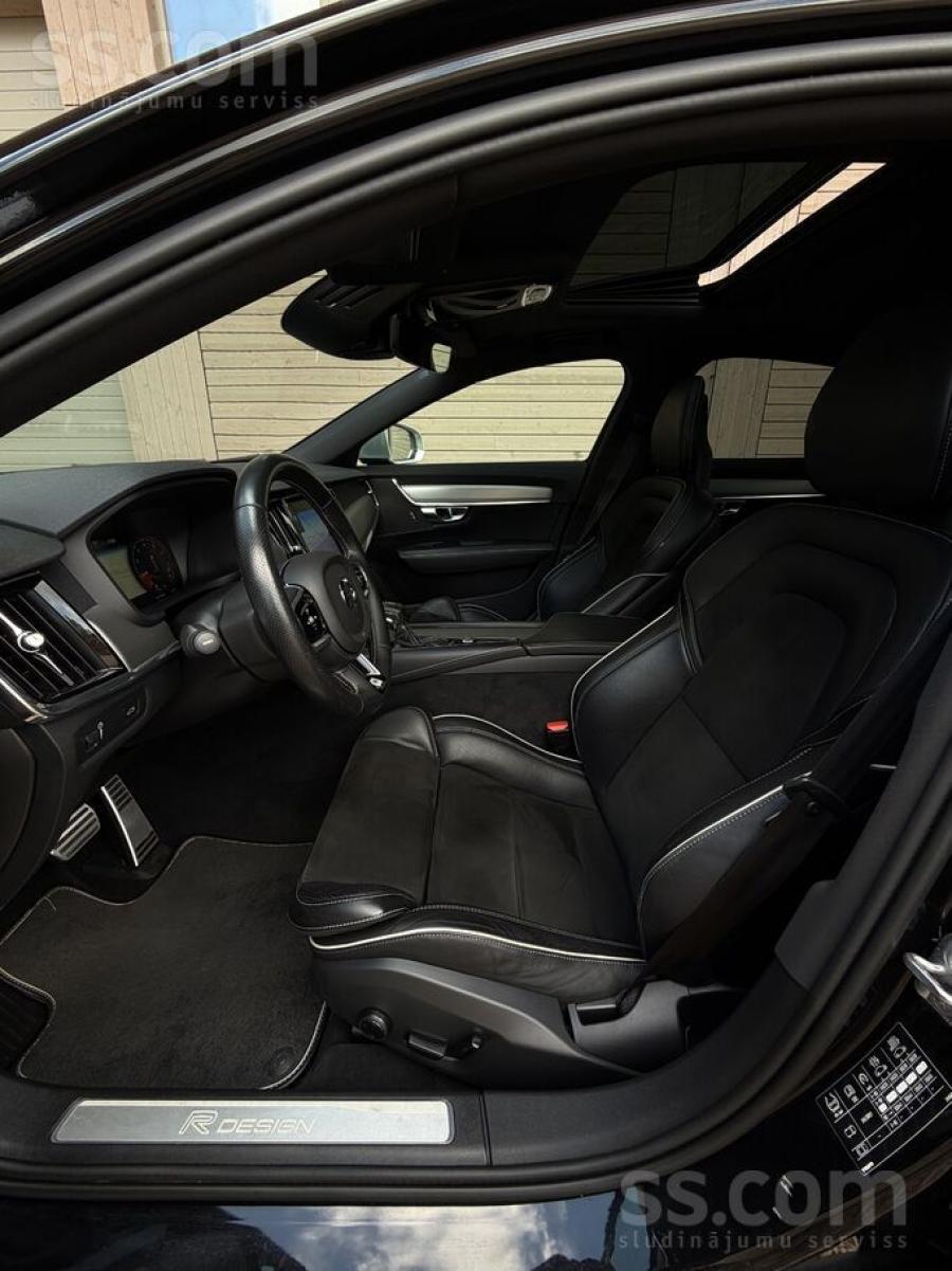 Melns Volvo S90 2018 Jelgava, ar dzinēja tilpumu 2.00 L un nobraukumu 189 tūkst. km par 23900 €, foto 16 vietnē AUTOMOTO.COM.LV