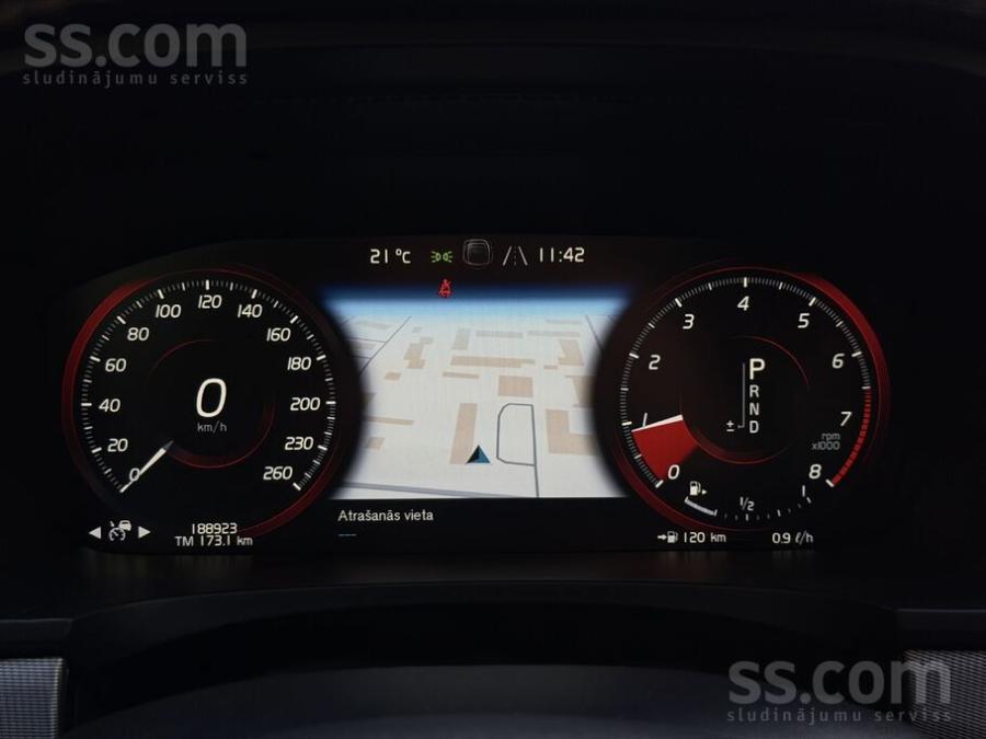 Melns Volvo S90 2018 Jelgava, ar dzinēja tilpumu 2.00 L un nobraukumu 189 tūkst. km par 23900 €, foto 25 vietnē AUTOMOTO.COM.LV