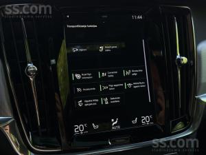Melns Volvo S90 2018 Jelgava, ar dzinēja tilpumu 2.00 L un nobraukumu 189 tūkst. km par 23900 €, foto 30 vietnē AUTOMOTO.COM.LV