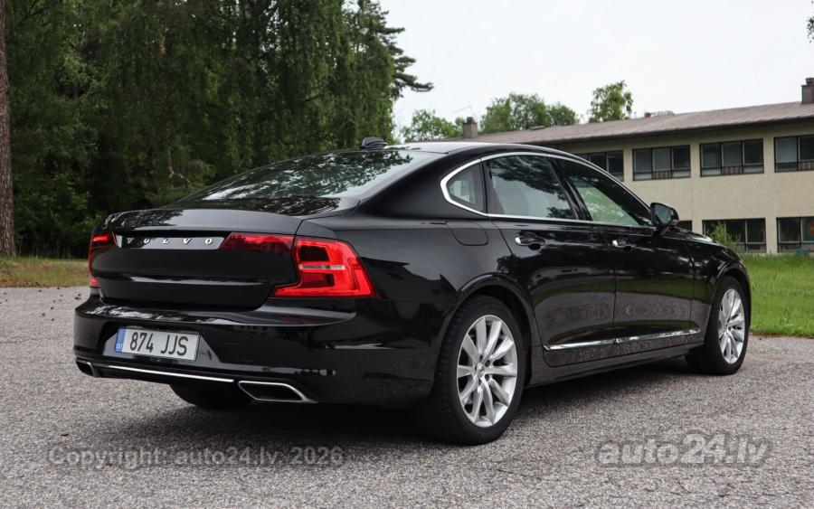 Melns Volvo S90 2018 Tartu, ar dzinēja tilpumu 2.00 L un nobraukumu 157 tūkst. km par 21999 €, foto 4 vietnē AUTOMOTO.COM.LV
