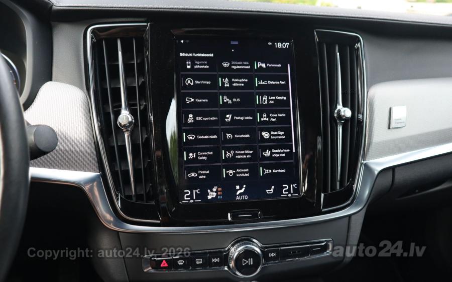 Melns Volvo S90 2018 Tartu, ar dzinēja tilpumu 2.00 L un nobraukumu 157 tūkst. km par 21999 €, foto 21 vietnē AUTOMOTO.COM.LV