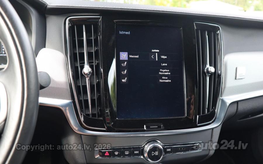 Melns Volvo S90 2018 Tartu, ar dzinēja tilpumu 2.00 L un nobraukumu 157 tūkst. km par 21999 €, foto 25 vietnē AUTOMOTO.COM.LV