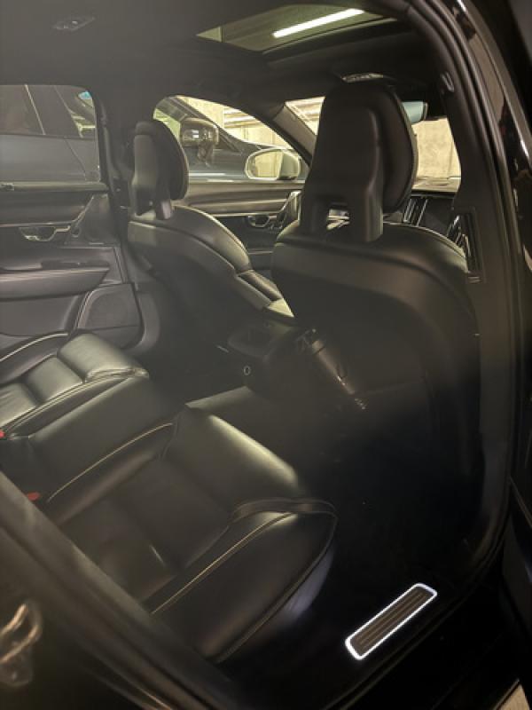Melns Volvo S90 2018 Tallina, ar dzinēja tilpumu 0.17 L un nobraukumu 187 tūkst. km par 21000 €, foto 4 vietnē AUTOMOTO.COM.LV