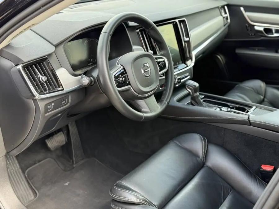 Melns Volvo S90 2018 Rīga, ar dzinēja tilpumu 2.00 L un nobraukumu 206 tūkst. km par 17900 €, foto 8 vietnē AUTOMOTO.COM.LV