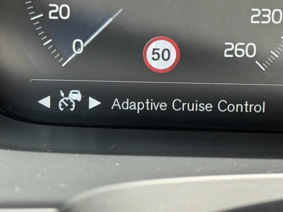 Melns Volvo S90 2018 Rīga, ar dzinēja tilpumu 2.00 L un nobraukumu 206 tūkst. km par 17900 €, foto 15 vietnē AUTOMOTO.COM.LV