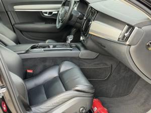 Melns Volvo S90 2018 Rīga, ar dzinēja tilpumu 2.00 L un nobraukumu 206 tūkst. km par 17900 €, foto 18 vietnē AUTOMOTO.COM.LV