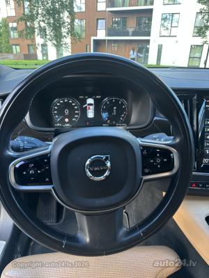 Black Volvo S90 2018 in Tallinn, with an engine capacity of 2.00 L and mileage of 145 thousand km for 27900 €, photo 10 on AUTOMOTO.COM.LV